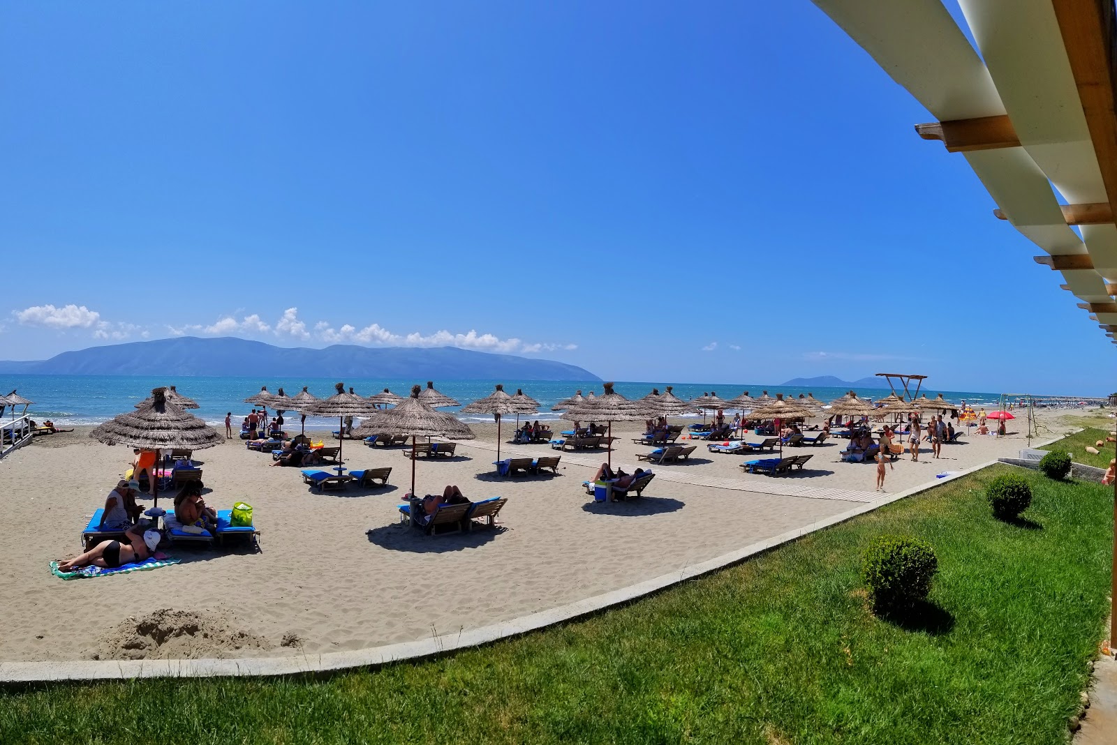 Plazhi i Vjeter 🏖️ Vlorë, Albanië - gedetailleerde kenmerken, kaart, foto's