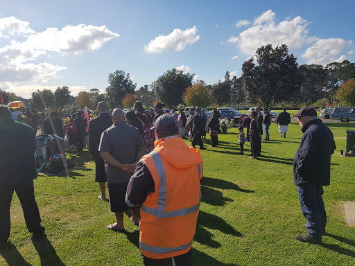 Manukau Memorial Gardens (Manukau Cemetery) in Wiri, Auckland, - Zaubee