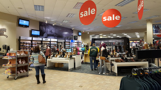 Fox River Mall - AZexplained