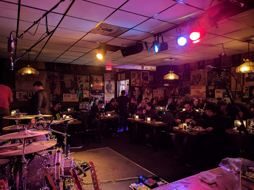Jazz Club «The Baked Potato», reviews and photos, 3787 Cahuenga Blvd ...