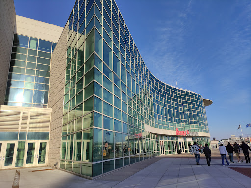 Arena «Resch Center», reviews and photos, 1901 S Oneida St, Green Bay ...