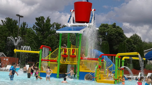 Water Park «Farmington Water Park», reviews and photos, 2 Black Knight ...
