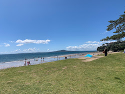 Mairangi Bay Beach 🏖️ North island, New Zealand - detailed features ...