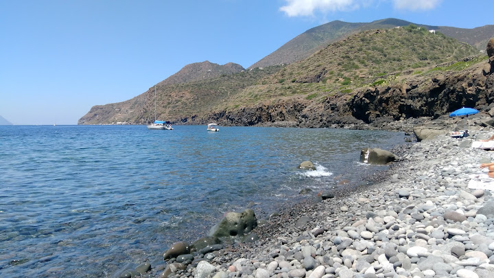 Spiaggia E Panorama, Le Punte 🏖️ Filicudi island, Italy - detailed ...