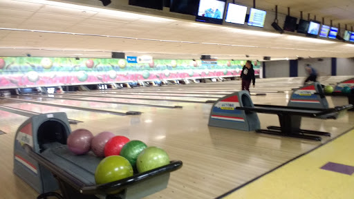 Bowling Alley «Action Lanes», reviews and photos, 10534 Lower Azusa Rd ...