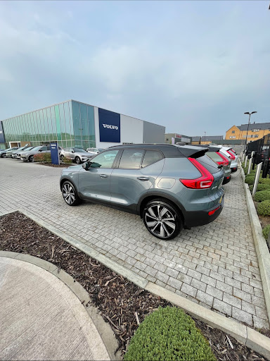 Waylands - Volvo Cars Reading in Reading, - Zaubee
