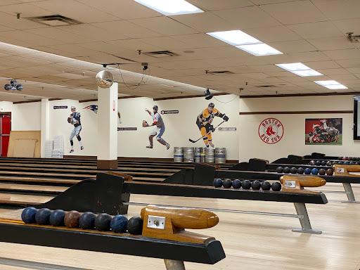Bowling Alley «Boston Candlepin», reviews and photos, 543 E Broadway ...