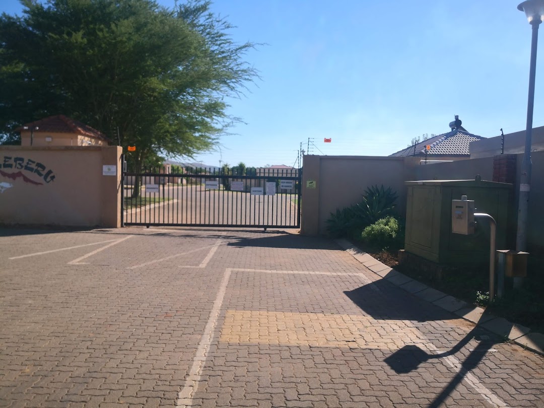 Kareeberg Estate in the city Akasia