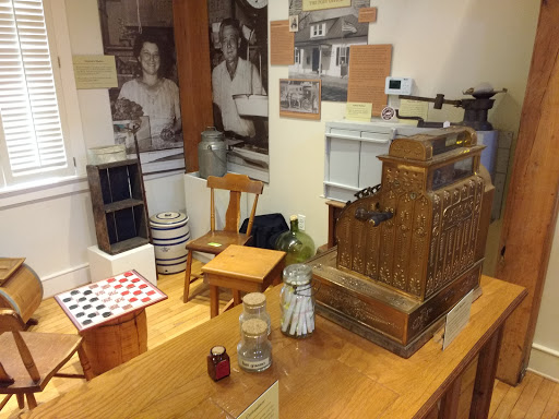 Art Museum «Sandy Spring Museum», reviews and photos, 17901 Bentley Rd ...