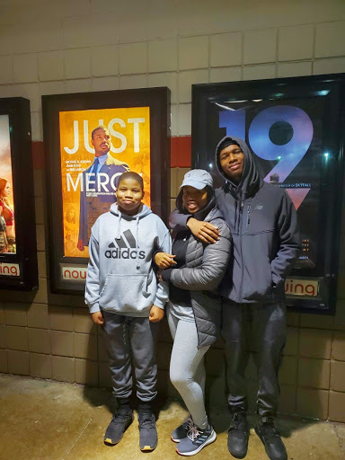 Movie Theater «AMC Marple 10», reviews and photos, 400 S State Rd ...