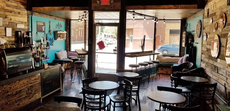 Tipsy Bean Cafe 《 REVIEWS