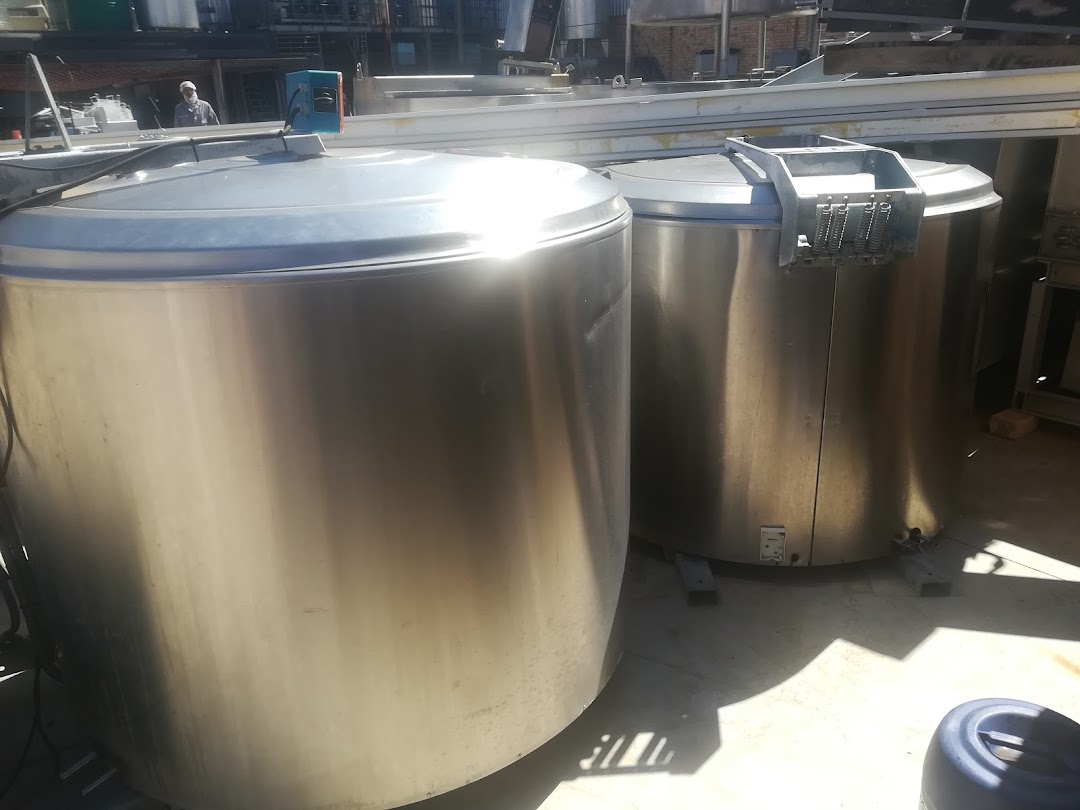 Polar Ice Cream Factory in the city Lenasia