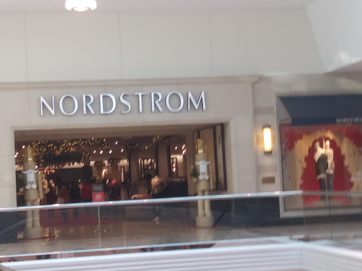Department Store «Nordstrom Twelve Oaks Mall», reviews and photos ...