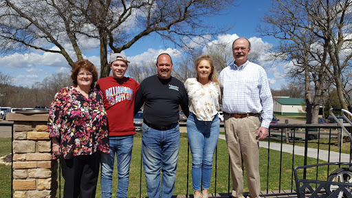 Golf Club «River Falls Golf Club», reviews and photos, 2120 E Division ...