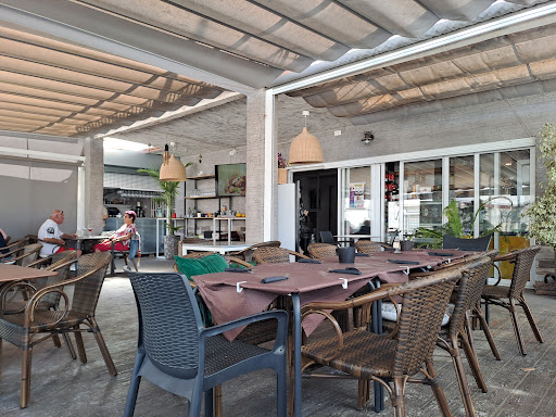 Restaurante Llit D'Lleó, Cafe, Comida para llevar, Restaurante. en ...