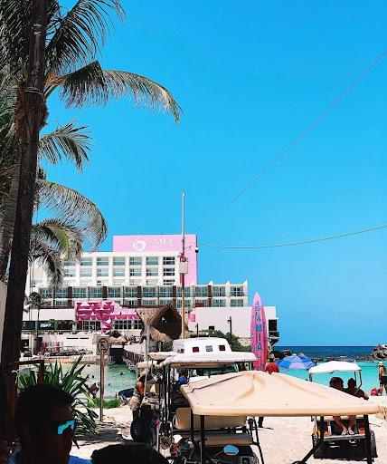 Restaurante Guru Beach Club & Restaurant by Lotus, México en Isla Mujeres