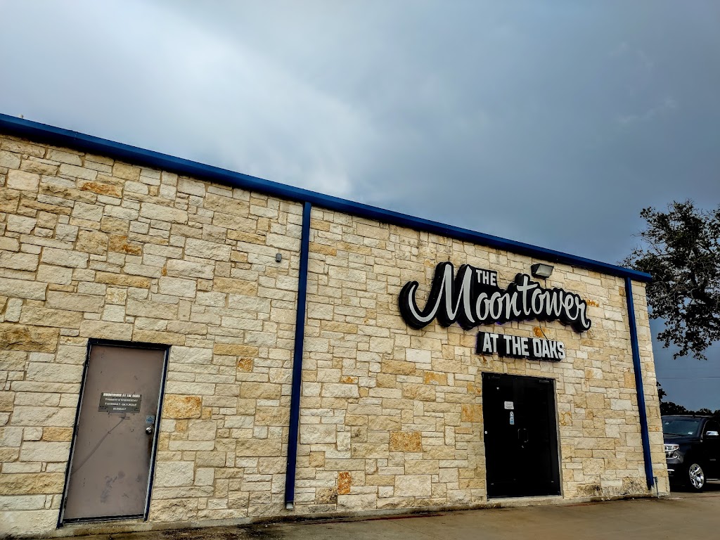 Moontower at the Oaks - Corsicana, TX 75110, Reviews, Hours & Contact