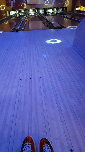 Bowling Alley «Mohegan Bowl», reviews and photos, 51 Thompson Rd ...