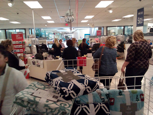 Rogue Valley Mall - AZexplained