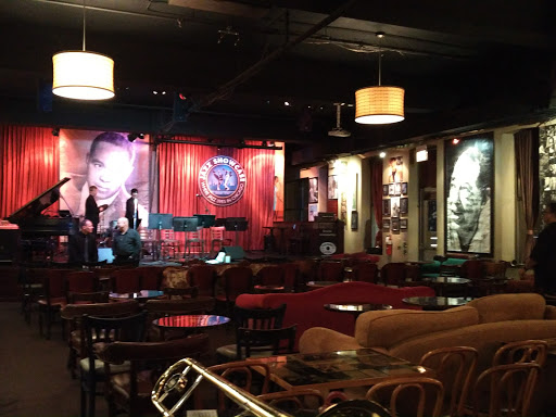 Jazz Club «Jazz Showcase», reviews and photos, 806 S Plymouth Ct ...
