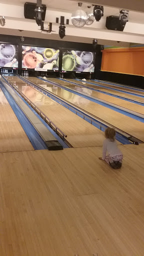 Bowling Alley «Limerick Bowl», reviews and photos, 653 W Ridge Pike ...