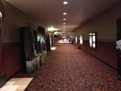 Movie Theater «Cinemark Seven Bridges and IMAX», reviews and photos ...
