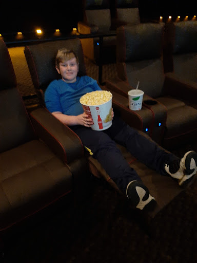 Movie Theater «AMC Classic High Point 8», reviews and photos, 2705 N ...