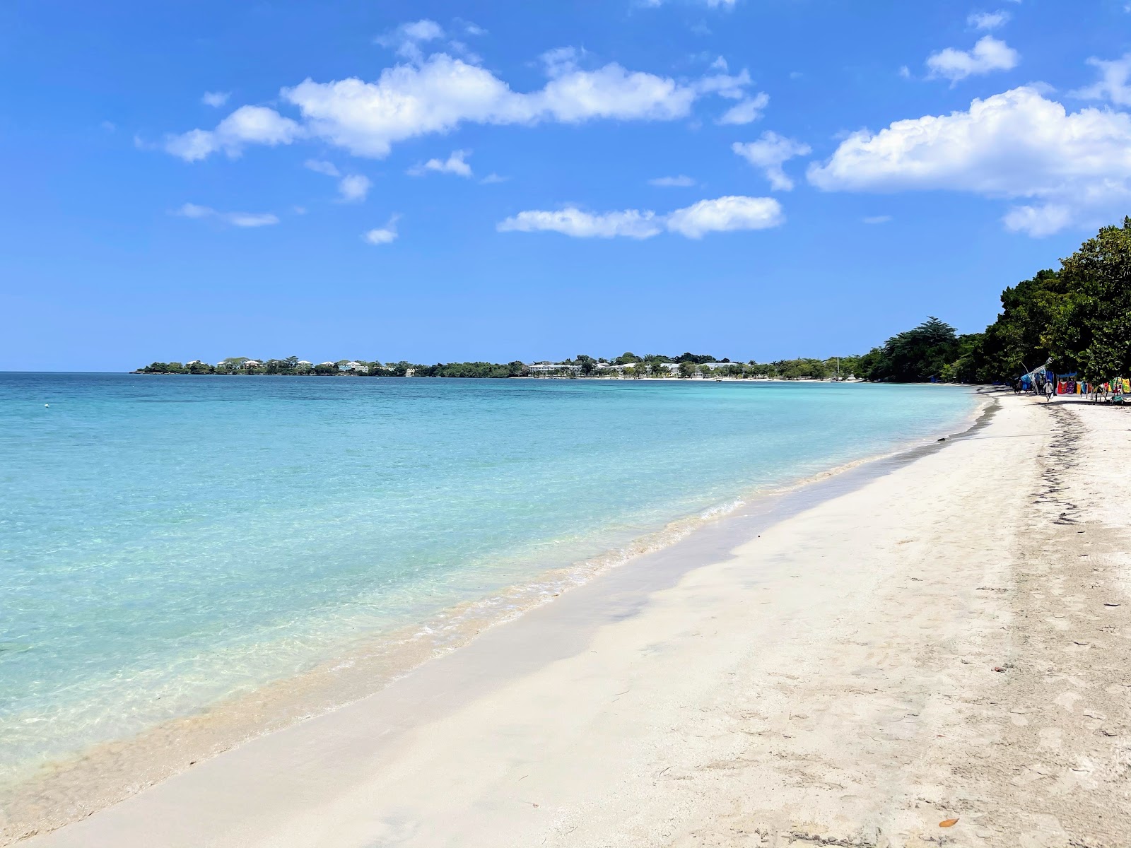 Bloody Bay Beach 🏖️ River Head, Jamaika - detaillierte Funktionen ...