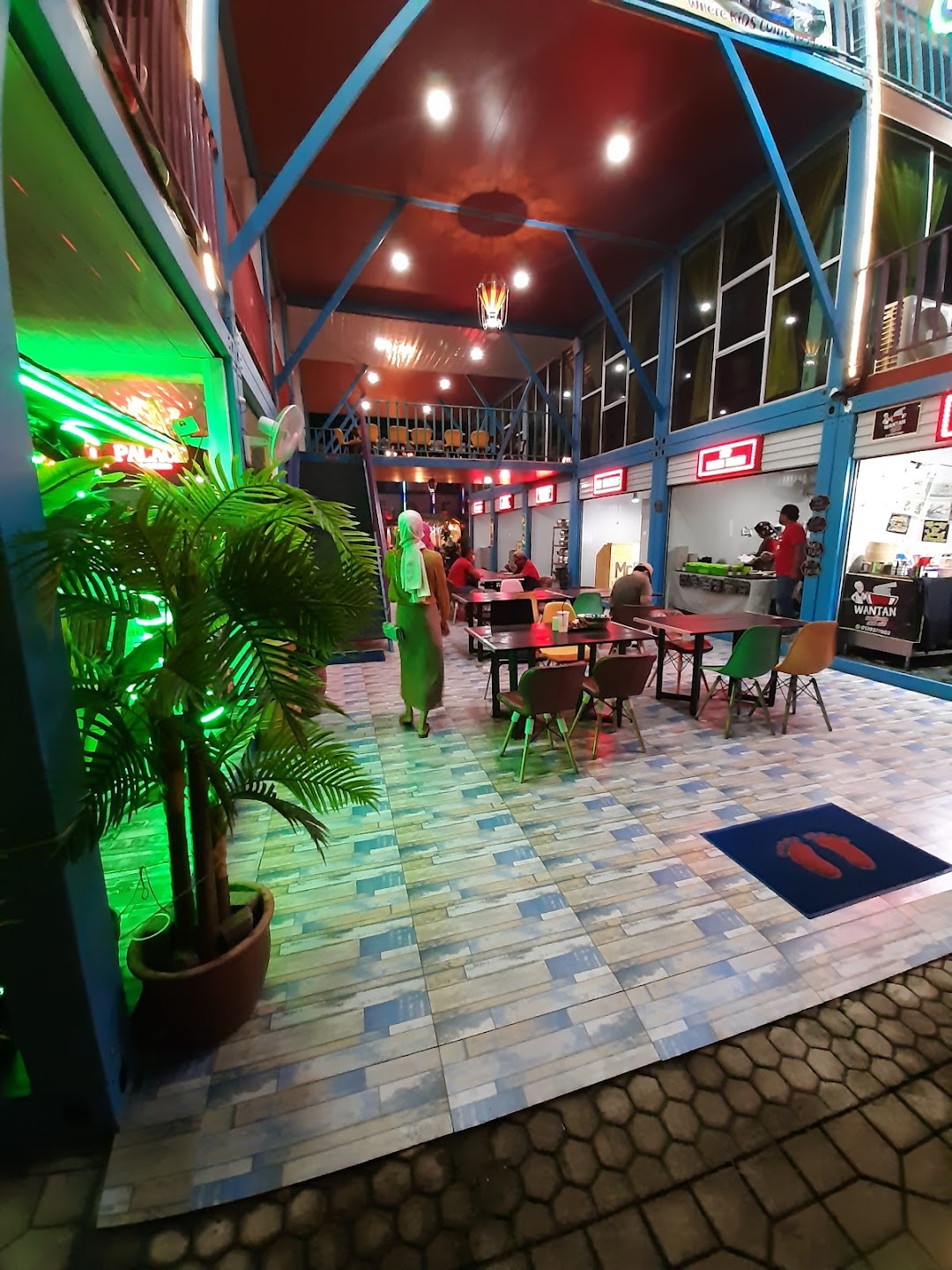 Awangan Palace di bandar Kuantan