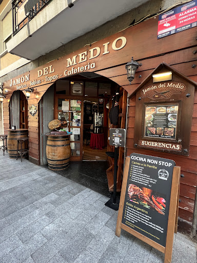 Restaurante Jamon del Medio en Valencia