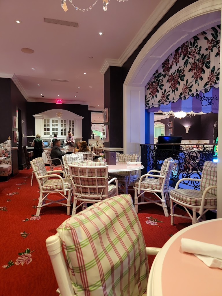 Draper's Restaurant at The Greenbrier - White Sulphur Springs, WV 24986 ...