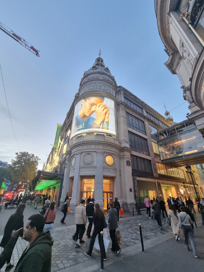 magasin aigle paris - Magasin & Boutique