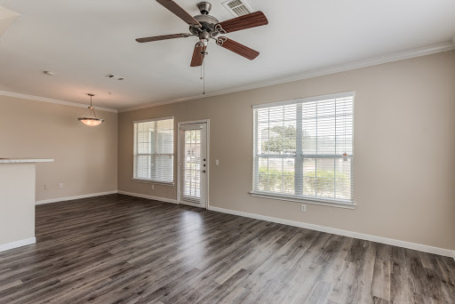 3101 Place Apartments