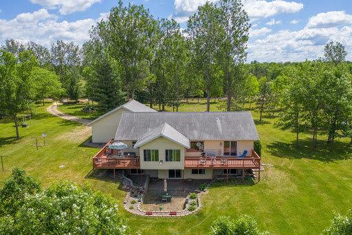 Nikki Bjerga Edina Realty - AZexplained