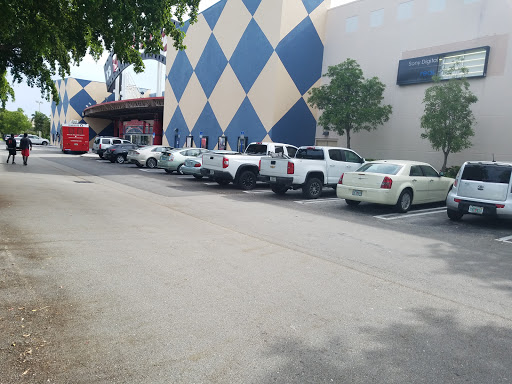 Movie Theater «AMC Pompano Beach 18», reviews and photos, 2315 N ...