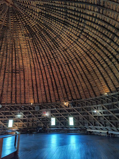 Arcadia Round Barn – Historic Museum and Gift Shop