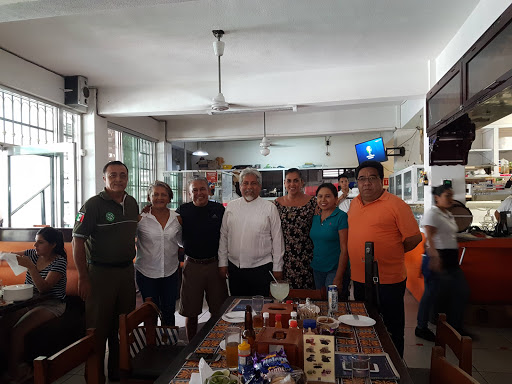 Restaurante Mariscos Carlos en Manzanillo