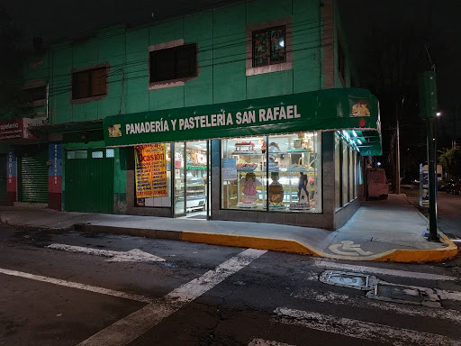 Restaurante Panadería Y Pastelería San Rafael en Azcapotzalco