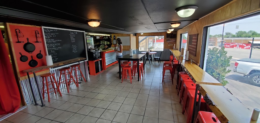 The Lipstick Pig Barbeque - Smithville, TN 37166 - Menu, Reviews, Hours ...