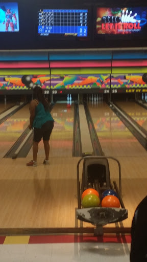 Bowling Alley «Let It Roll Bowl & Entertainment», reviews and photos ...