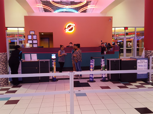 Movie Theater «Regal Cinemas Commerce Center 18», reviews and photos ...