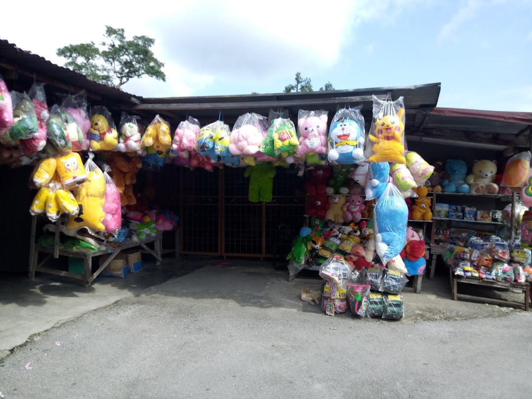 Serikin Border Market di bandar Bau