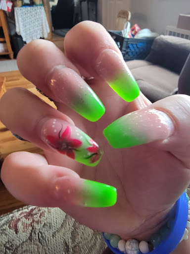 Supreme Nails - Locations from All Over the World