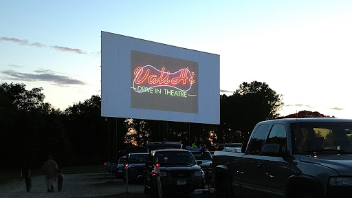 Drive-in Movie Theater «Vali-Hi Drive-In», reviews and photos, 11260 ...
