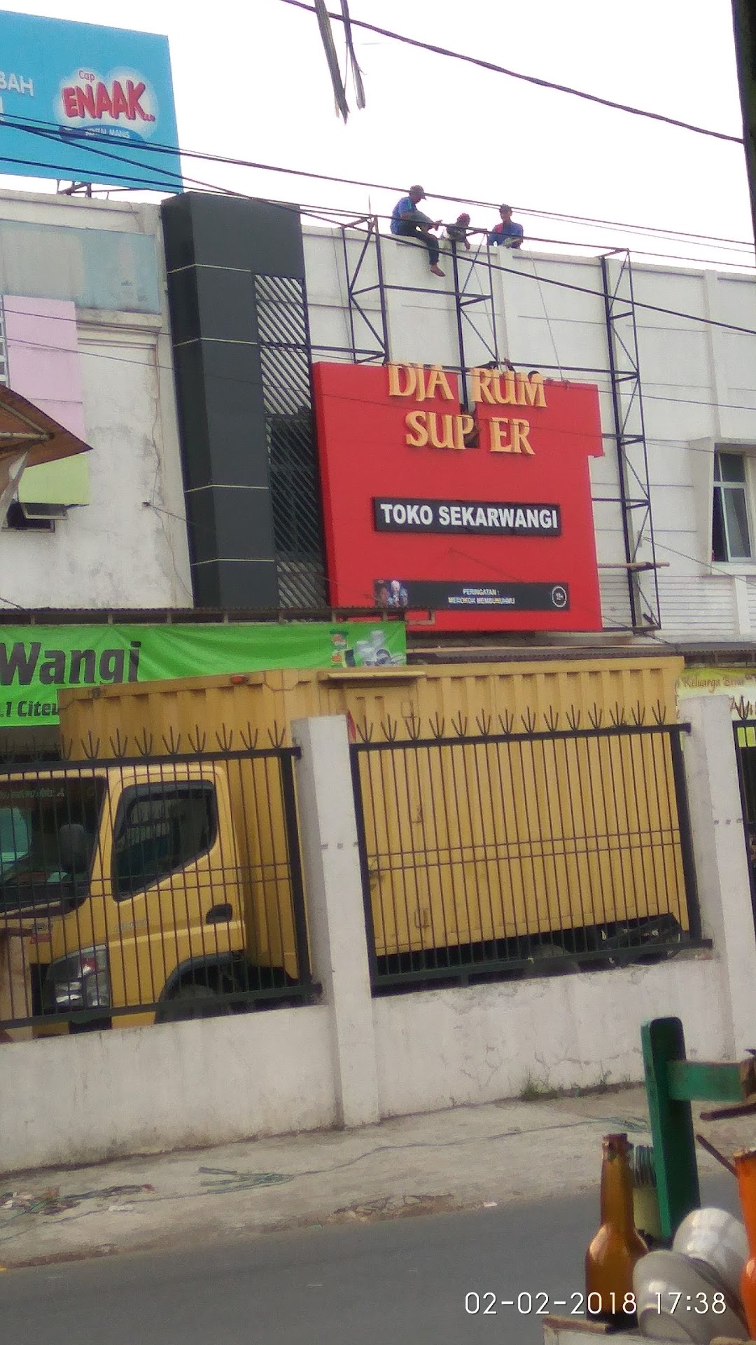 Dji Sam Soe Toko Sekar Wangi di kota Bogor