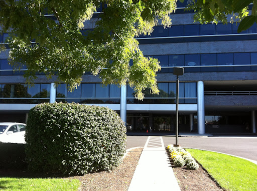 Shopping Mall «Linwood Plaza Shopping Center», reviews and photos, 158 ...