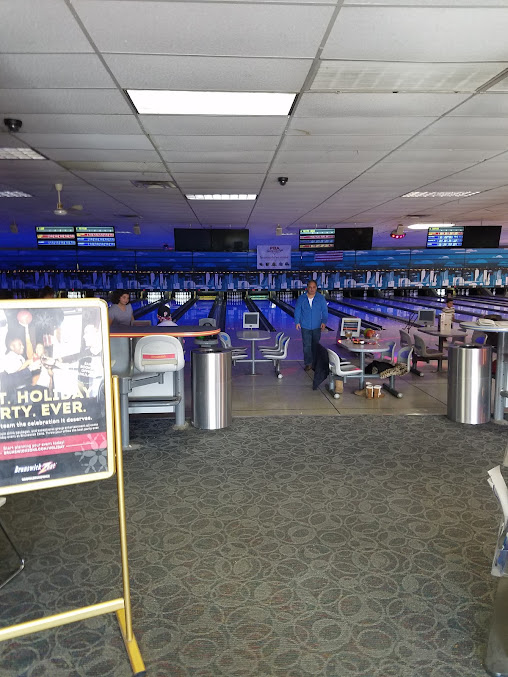 Reviews Bowlero Deptford (Bowling Alley) in New Jersey | TrustReviewers.com
