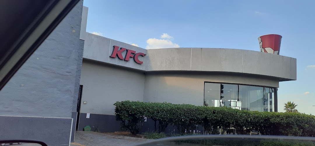 KFC Lenasia Trade Route Mall in the city Lenasia