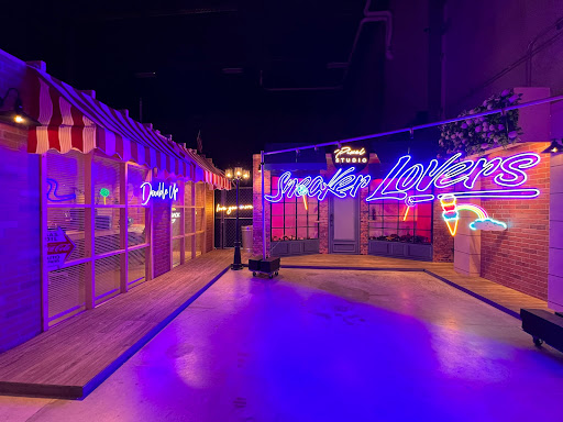 Pixel Neon Studio - Custom Neon Sign Shop Miami