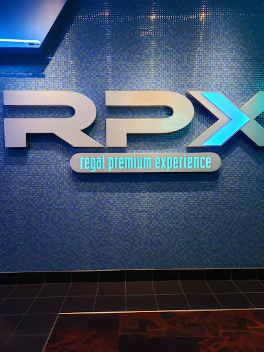 Movie Theater «Regal MacArthur Center Stadium 18 & RPX», reviews and ...